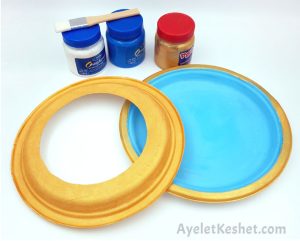 Submarine Window Craft & DIY Wall Décor - Ayelet Keshet