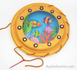 Submarine Window Craft & DIY Wall Décor - Ayelet Keshet